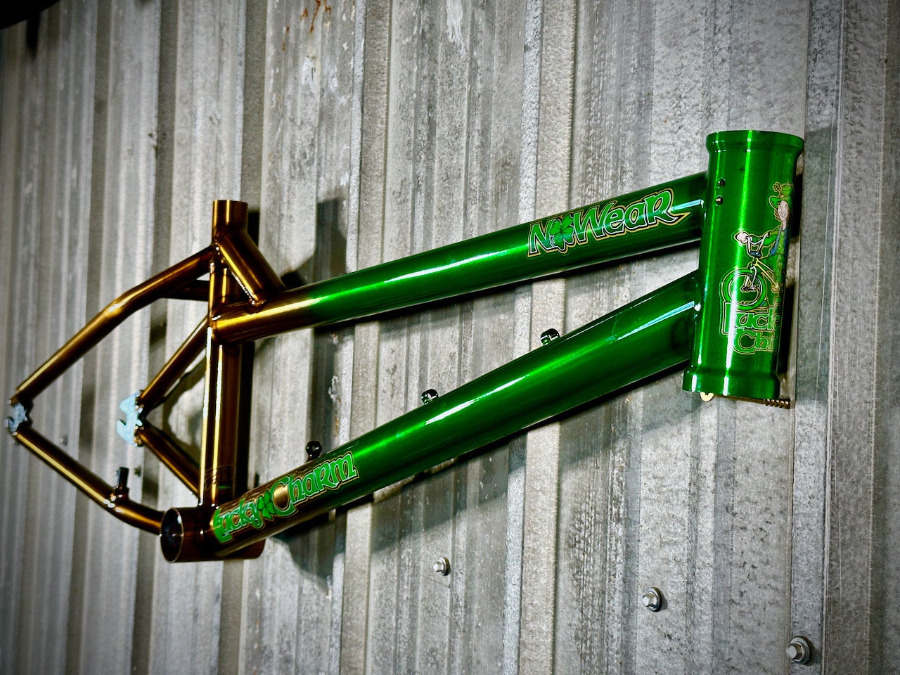 22" Lucky Charm Pro Frame | Nowear BMX